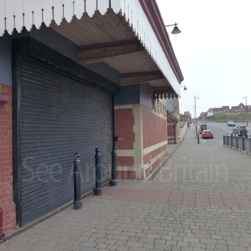 Pictures of Barry Island Train Station, Vale of Glamorgan - See Around ...