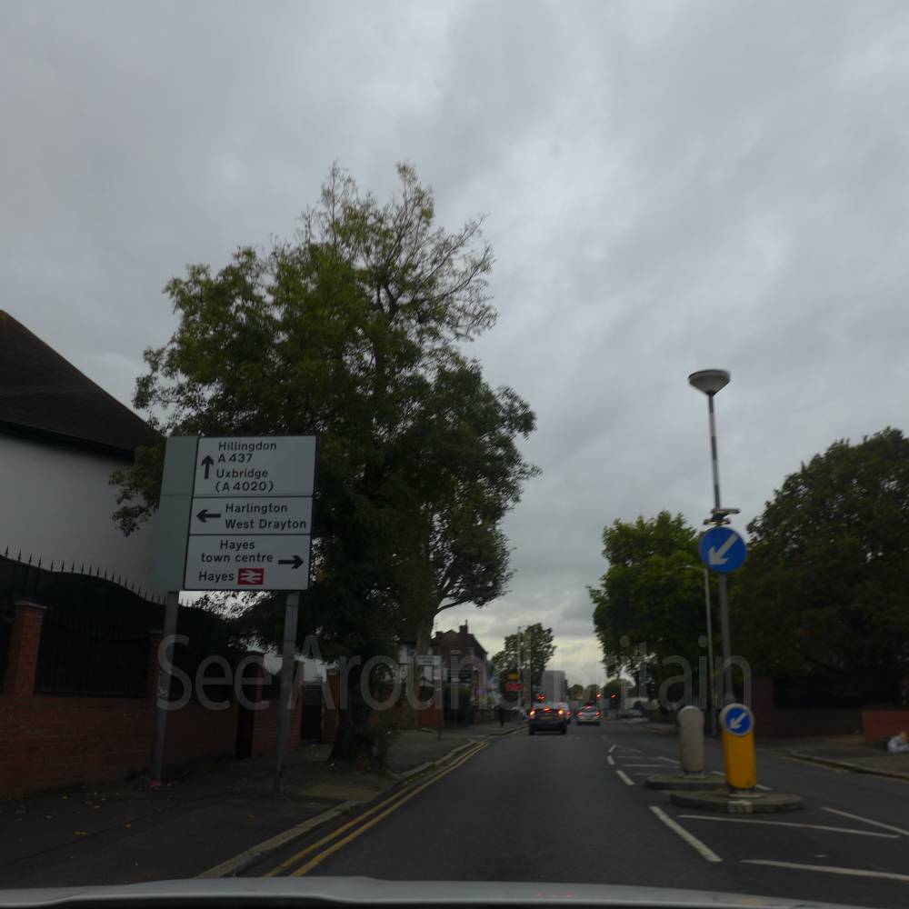 Hayes Train Station, Hayes, London - See Around Britain