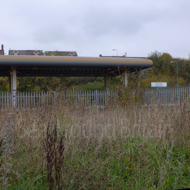 Pictures of Barry Docks Train Station, Vale of Glamorgan - See Around ...